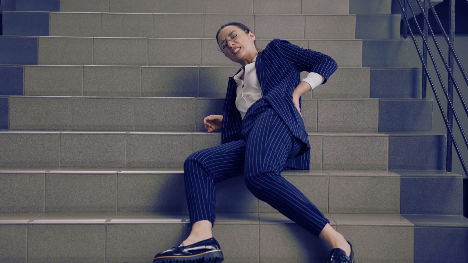 When Should You Worry About Back Pain After A Fall? - Sundial Clinics