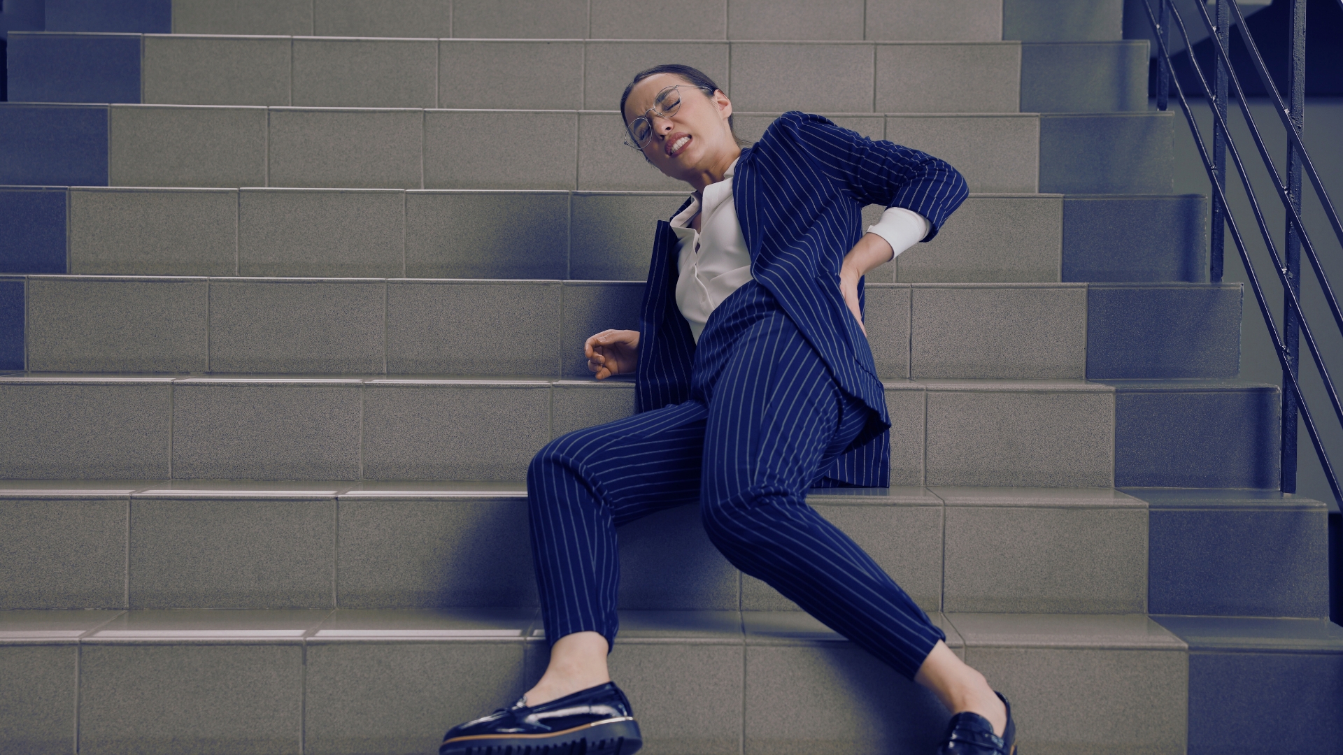 When Should You Worry About Back Pain After A Fall? - Sundial Clinics